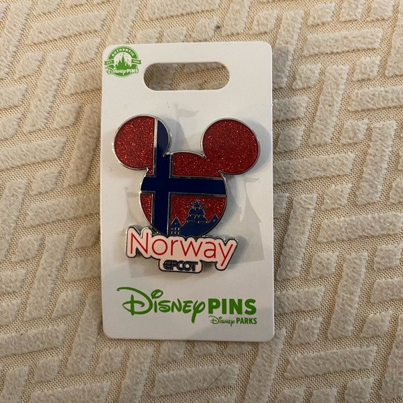 Disney | Accessories | 222 Disney Parks Epcot World Showcase Collection ...